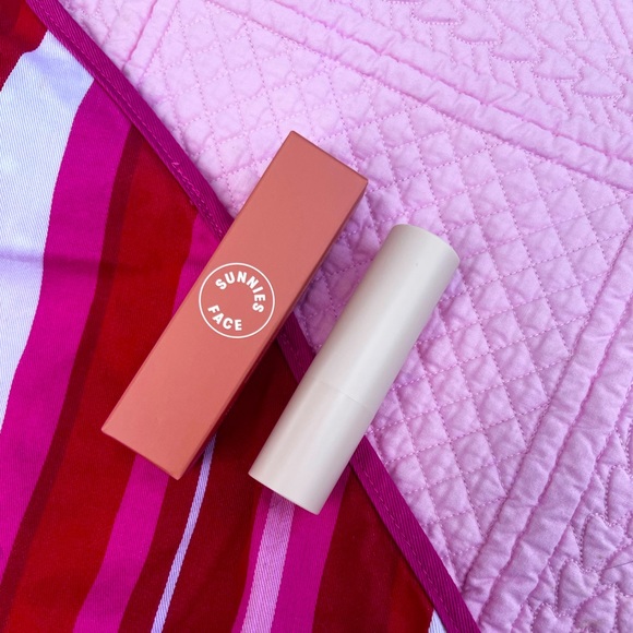 sunnies face | Makeup | Sunnies Face Fluffmatte Lipstick | Poshmark